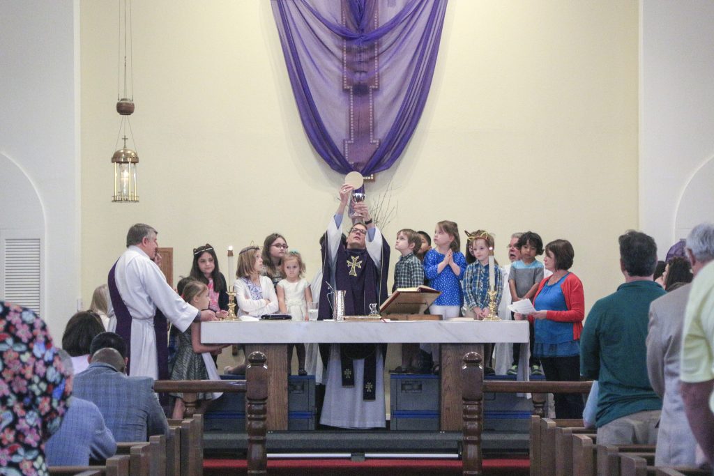 Family worship service recap - St. Martin-in-the-Fields Episcopal Church